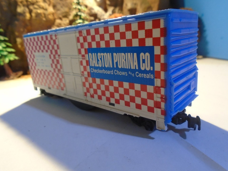HO SCALE RALSTON PURINA CO.BOX CAR WITH MECHANICAL SOUNDS NADX 5324 5 ...