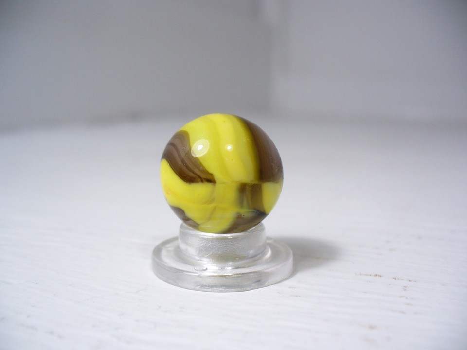 #934 Vintage Scrambled Marble King Bumble Bee Marble. | eBay