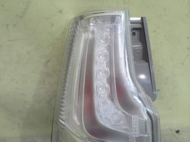 SUZUKI Solio 2016 DAA-MA36S Left Tail Light 3567081PA1 [Used ...