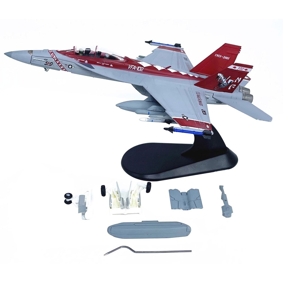 US Navy F/A-18 Super Hornet Strike Fighter VFA-102 Diamondbacks Model ...