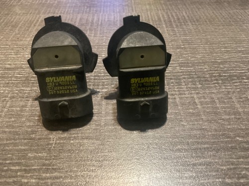 Sylvania 9005 HB3 E13 DOT 12V 60W Light Bulb set (2pack) USED | eBay