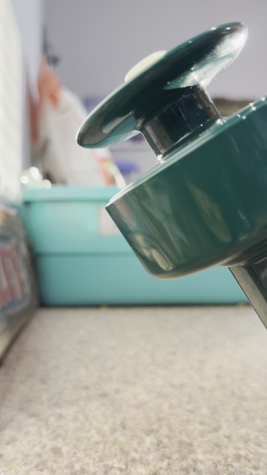 Vintage Penn 706 Spinning Fishing Reel...Green Greenie never used | eBay