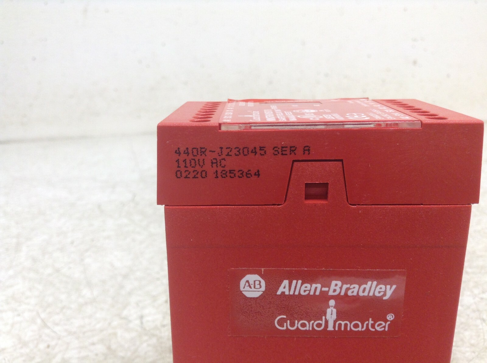 Allen Bradley 440R-J23045 Minotaur MSR11R 110 VAC Safety Relay 440RJ23045 | eBay