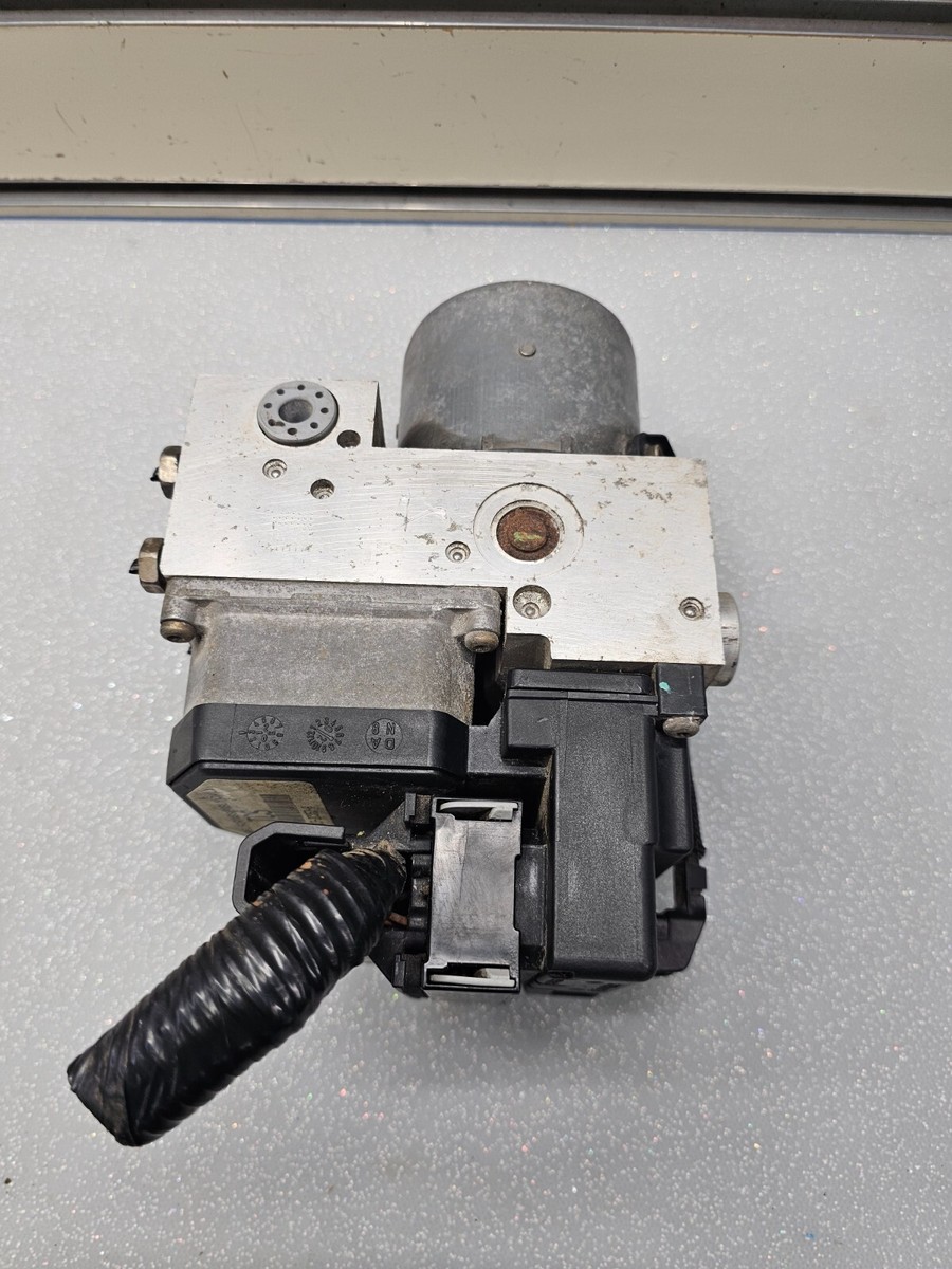 Abs Module 2002 Lincoln Town Car