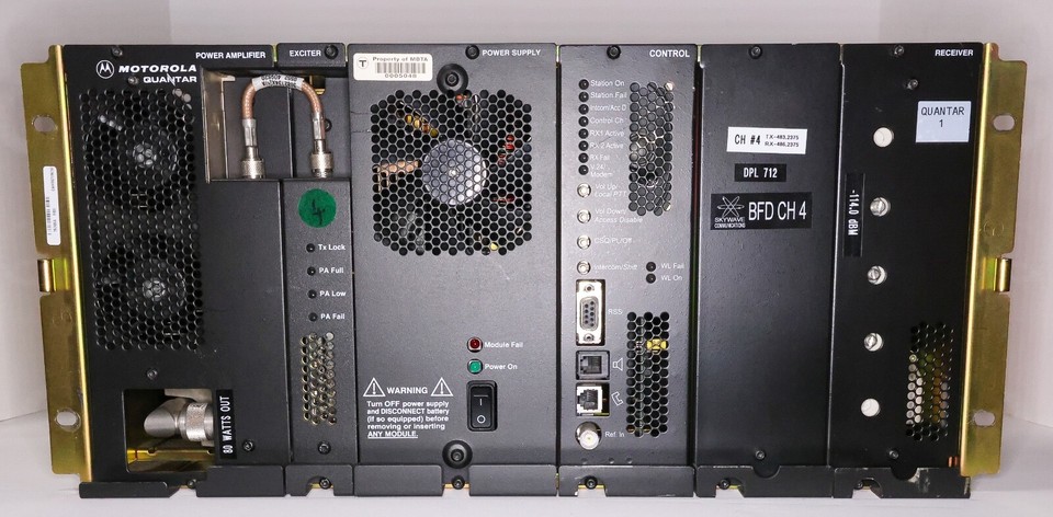Motorola Quantar T5365A UHF Repeater Base Station MINT (NO SAM) 470 ...
