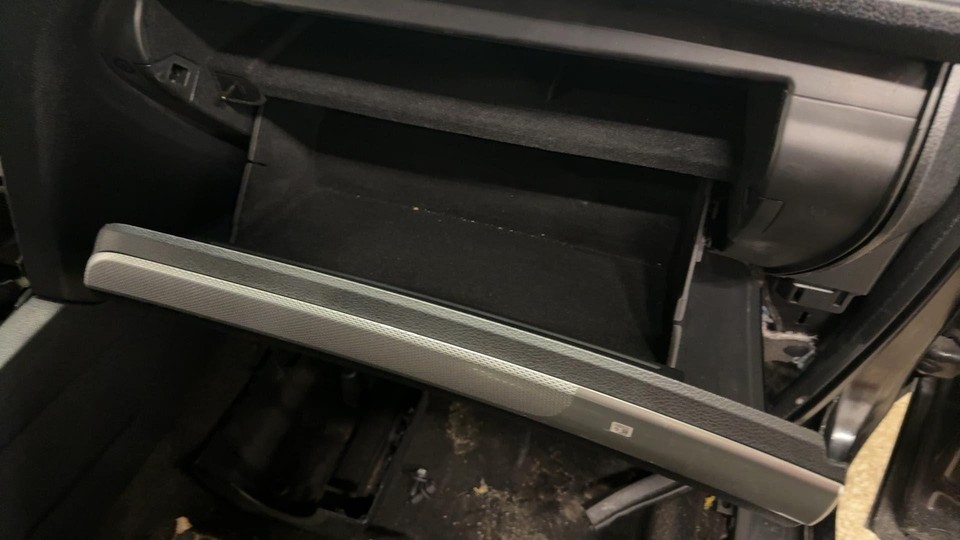 16 17 18 19 FORD EXPLORER Glove Box | eBay