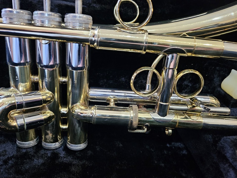 Maynard Ferguson Holton ST303 FIREBIRD III Trumpet, Case, Mouthpieces ...