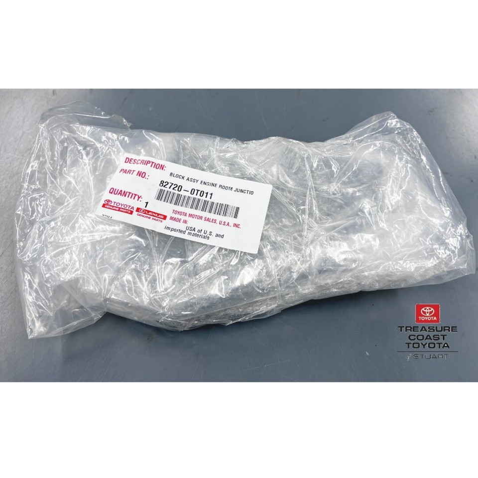 NEW OEM 2009-2015 TOYOTA VENZA JUNCTION BLOCK 82720-0T011 (3.5L MODELS ...