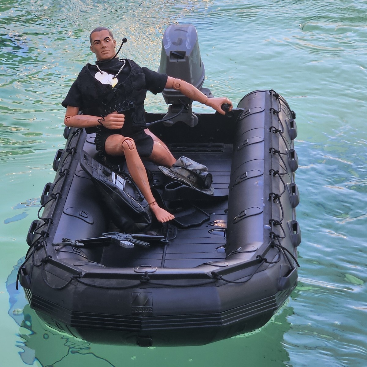 Zodiac seal boat - JessicaGMendoza.com