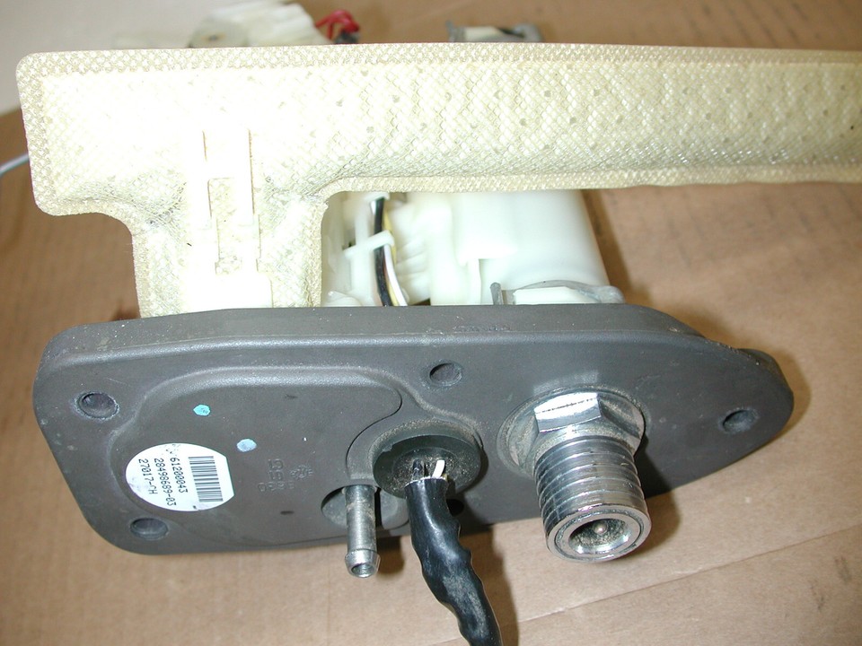 HARLEY DAVIDSON Softail 2018-2025 OEM 61200043 Fuel Pump Sending Unit ...