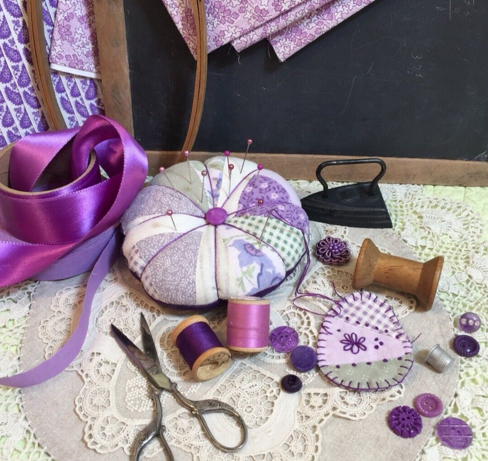 Handmade Pin Cushions ~ Pinkeeps ~ Listing is for 1 ~ Choice is Yours ...