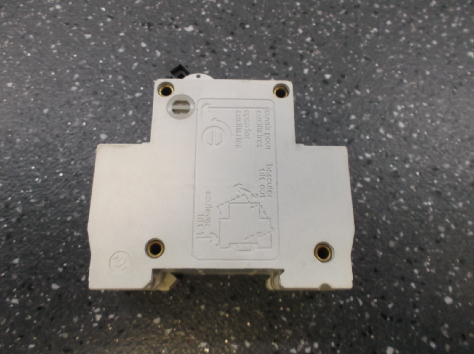 MERLIN GERIN MULTI 9 C45N MCB 5A M6 TYPE 2 DOUBLE POLE CIRCUIT BREAKER ...