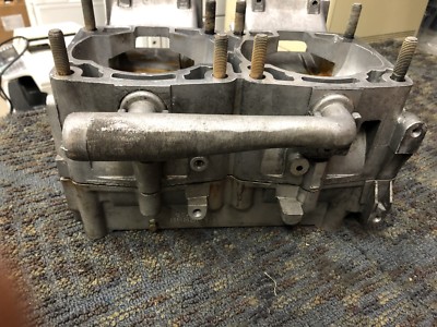 2002 POLARIS RMK 800 VES SNOWMOBILE ENGINE MOTOR CRANKCASE CRANK CASE ...