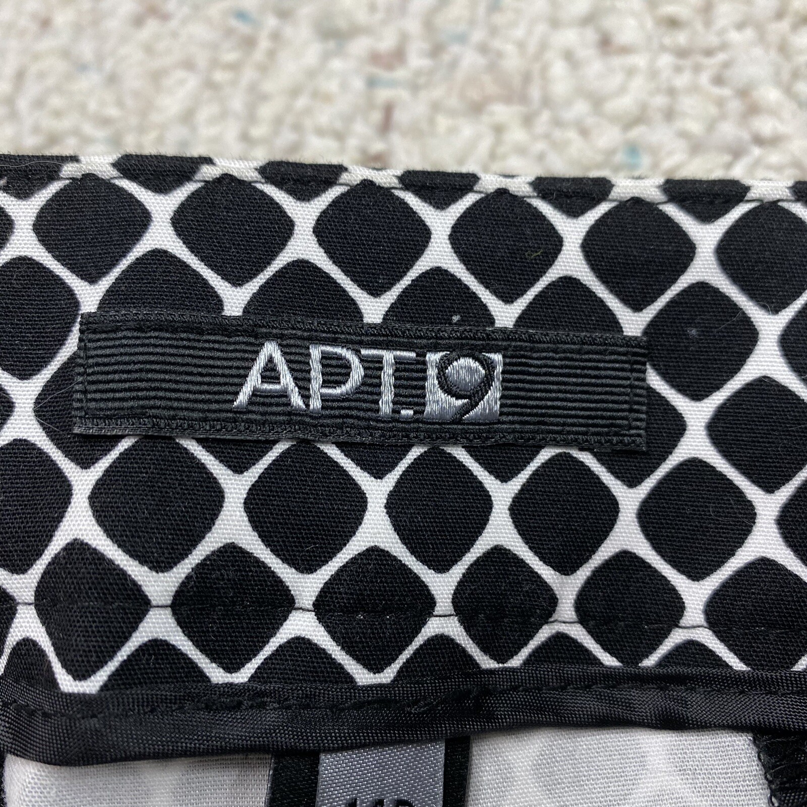 APT 9 Womens Pants sz 14 Petite Black White Geometric Cropped Flat ...