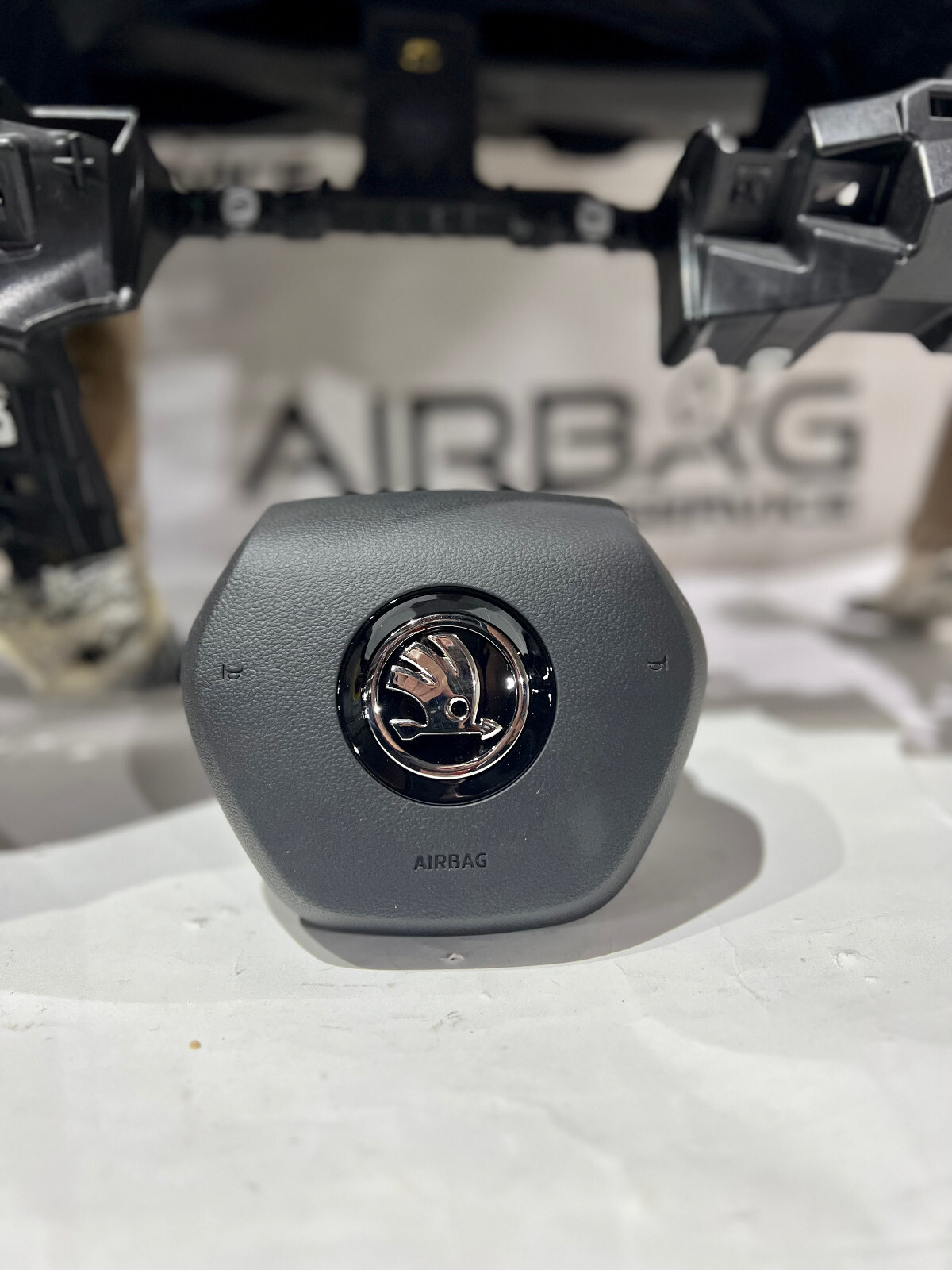 SKODA KAMIQ 2017-ON AIRBAG KIT / MOBILE FITTING | eBay UK