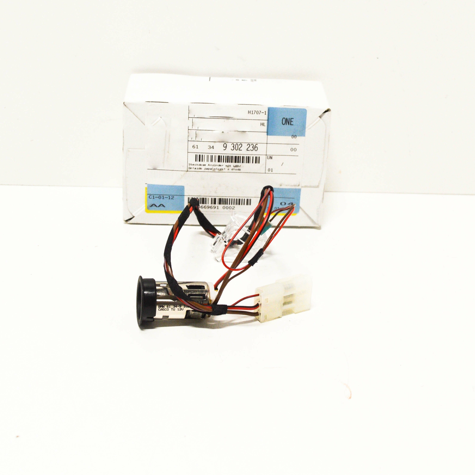 BMW 5 F10 Cigarette Lighter Socket 61349302236 NEW GENUINE | eBay