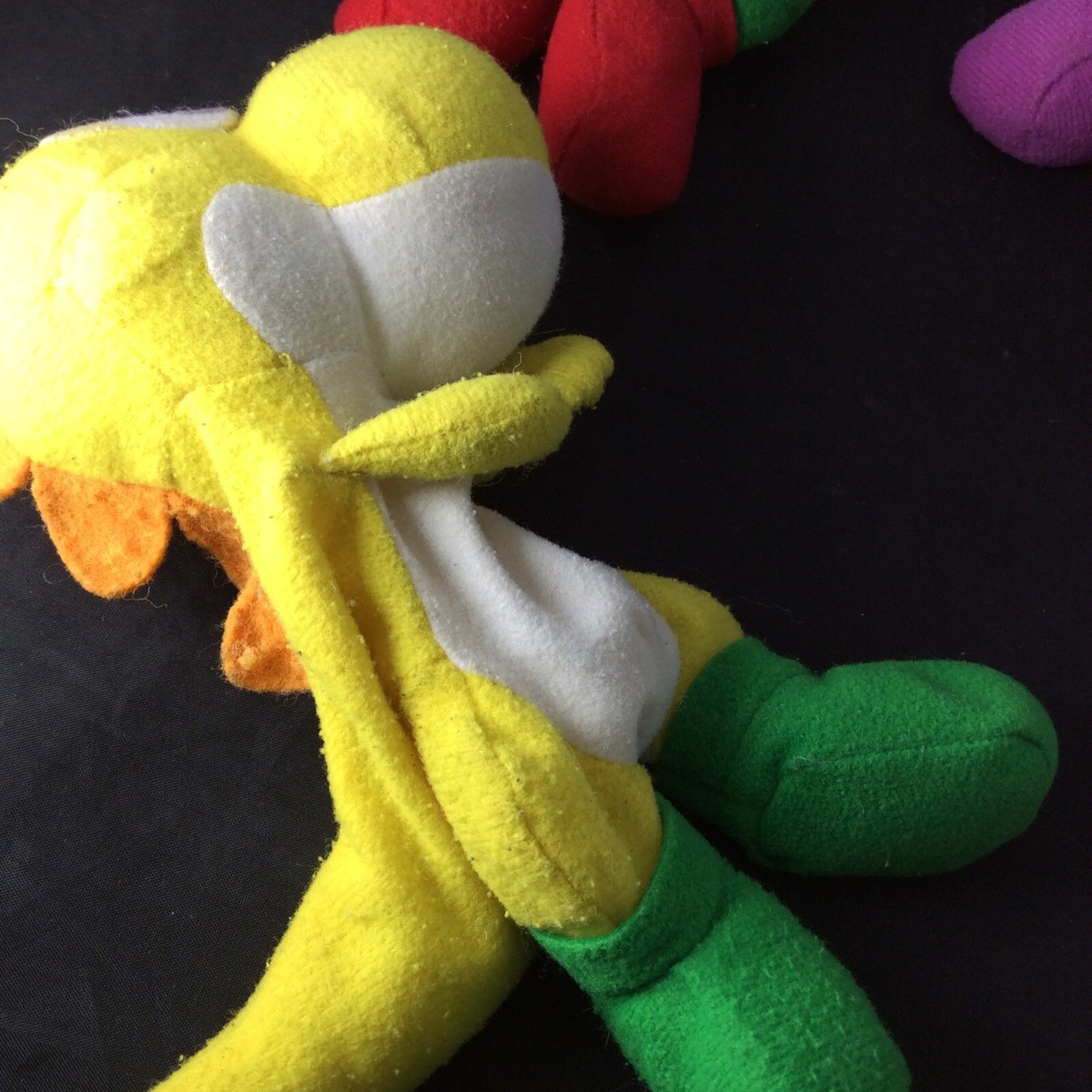 Green Yoshi Flying