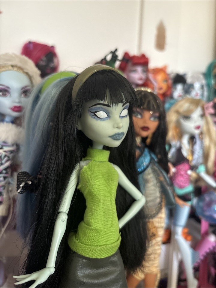 Monster High Doll Set Scarah Screams & Hoodude Voodoo SDCC 2011 COMIC ...