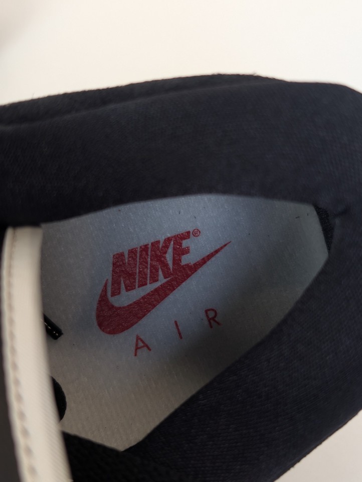 Air Jordan 2 Retro Low Trainers - Size UK 8.5 EU 43 Black Varsity Red ...