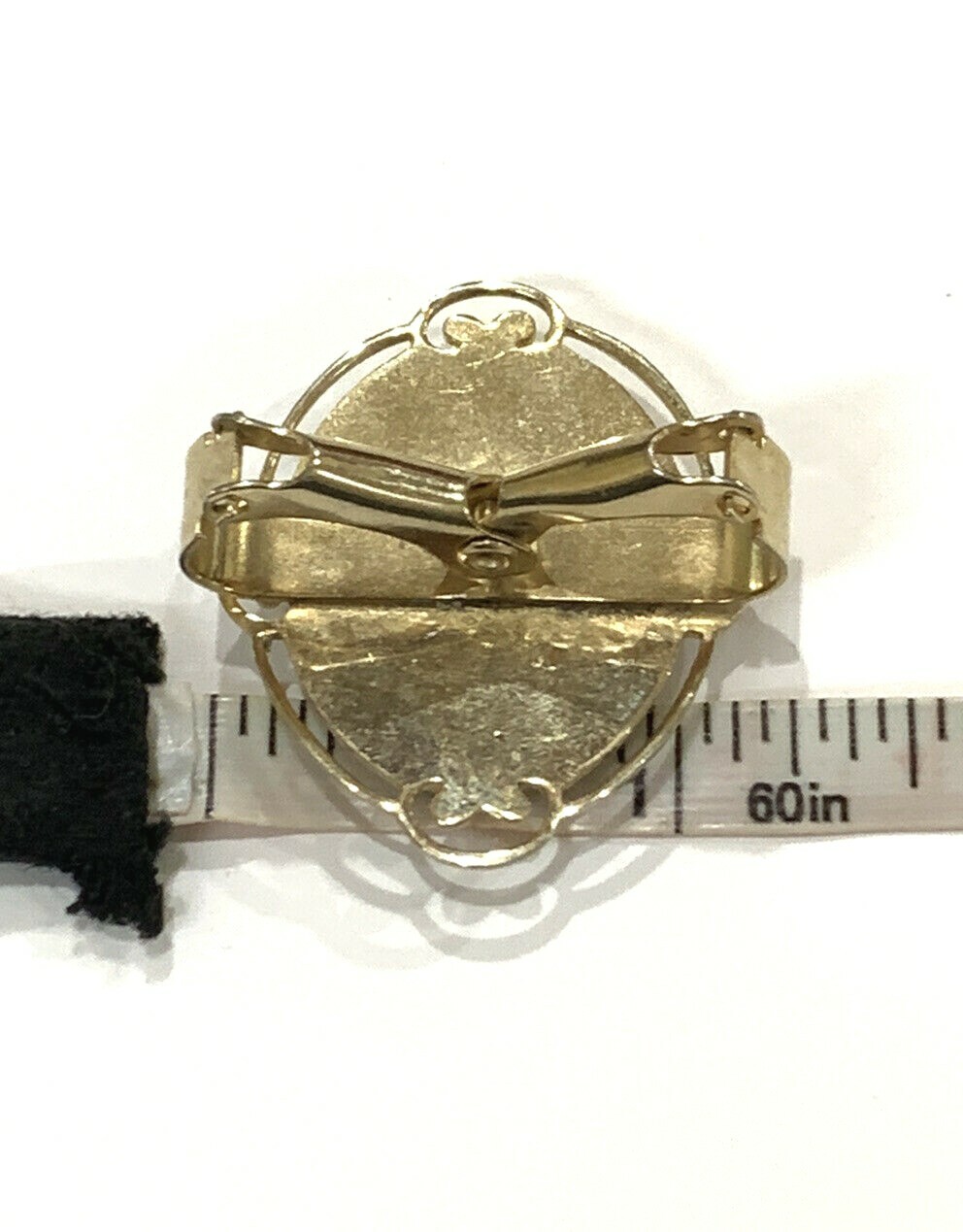 Vintage Hinged Scarf Clip Resin Encased Rickshaw Asian Gold Black Oval ...