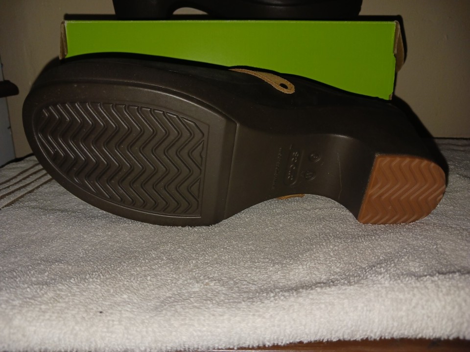 Womens Crocs dress shoe with heel size 9 new with box | eBay