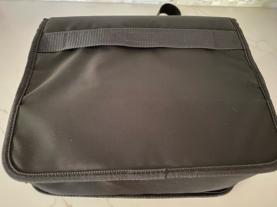 New ResMed AirSense 10 CPAP Grey Travel Bag Adjustable Shoulder Tote ...