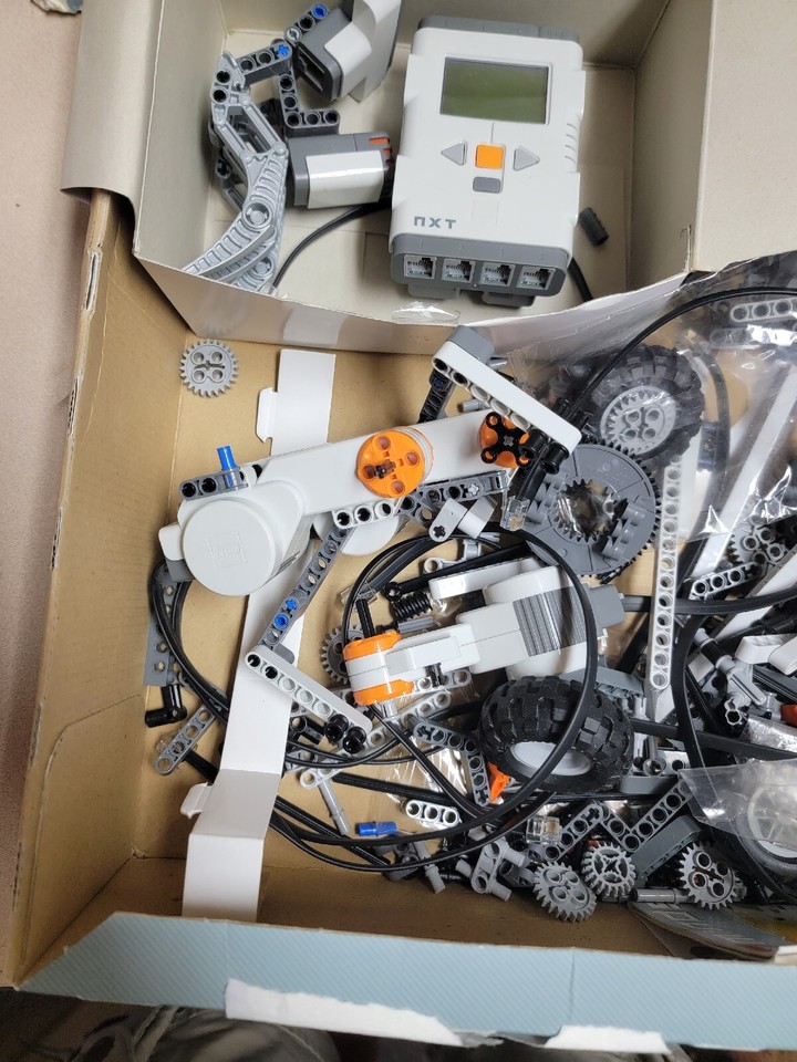 Lego 8527 Mindstorms NXT w90 Great projects Set 341 ** Fast Shipping ...