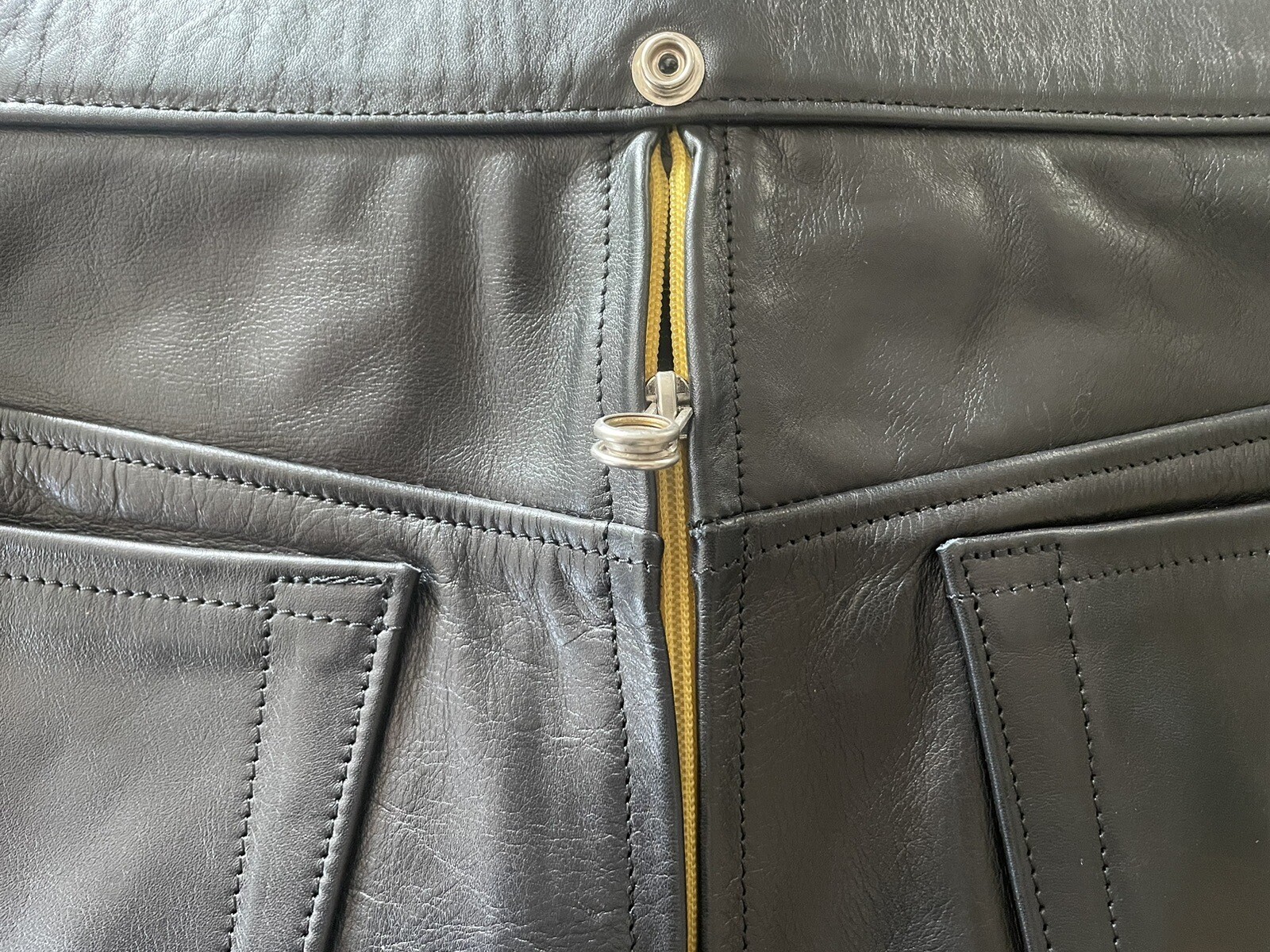 Mens Quality Black / Yellow Leather Shorts with Lockable all round zip ...