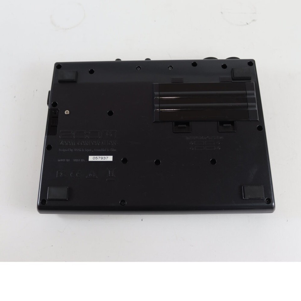 ZOOM R8 Multitrack Digital Recorder 8-track MTR Controller Sampler | eBay