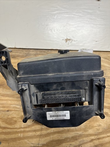 2002-2005 DODGE RAM 1500 UNDER HOOD FUSE BOX RELAY PANEL OEM TIPM ...