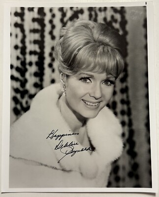Debbie Reynolds (d. 2016) Signed Autographed Vintage Glossy 8x10 Photo ...