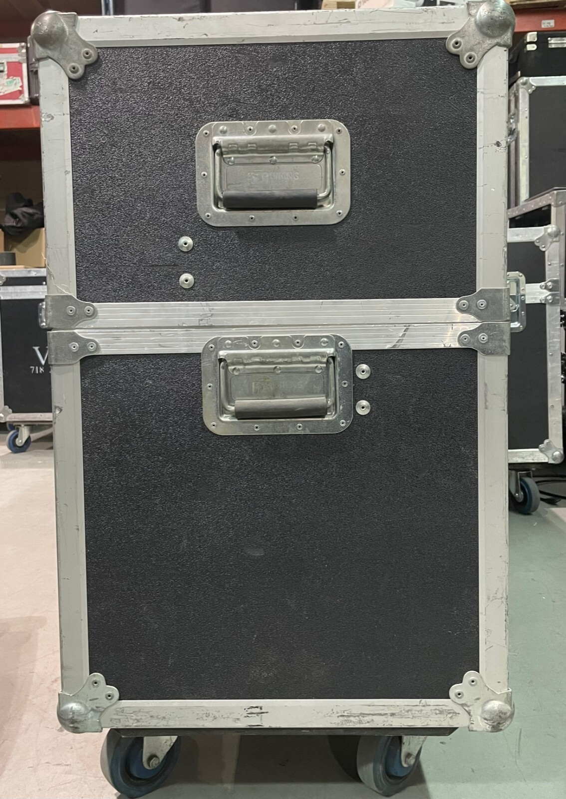 Anvil Style Road Case for 42” Monitor | eBay