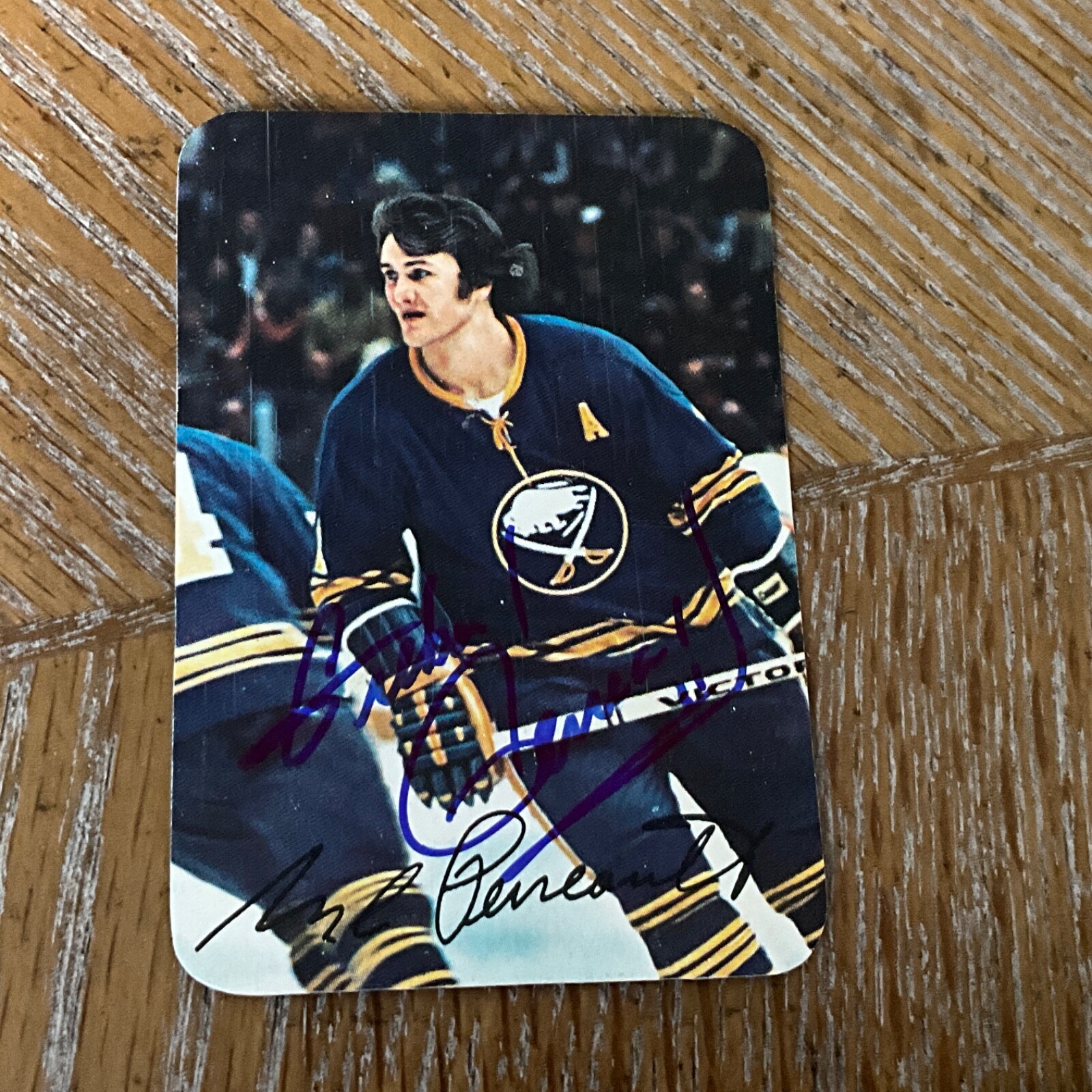 Autographed 1975-76 Topps insert GIL PERREAULT. HOF. #F-1 | eBay