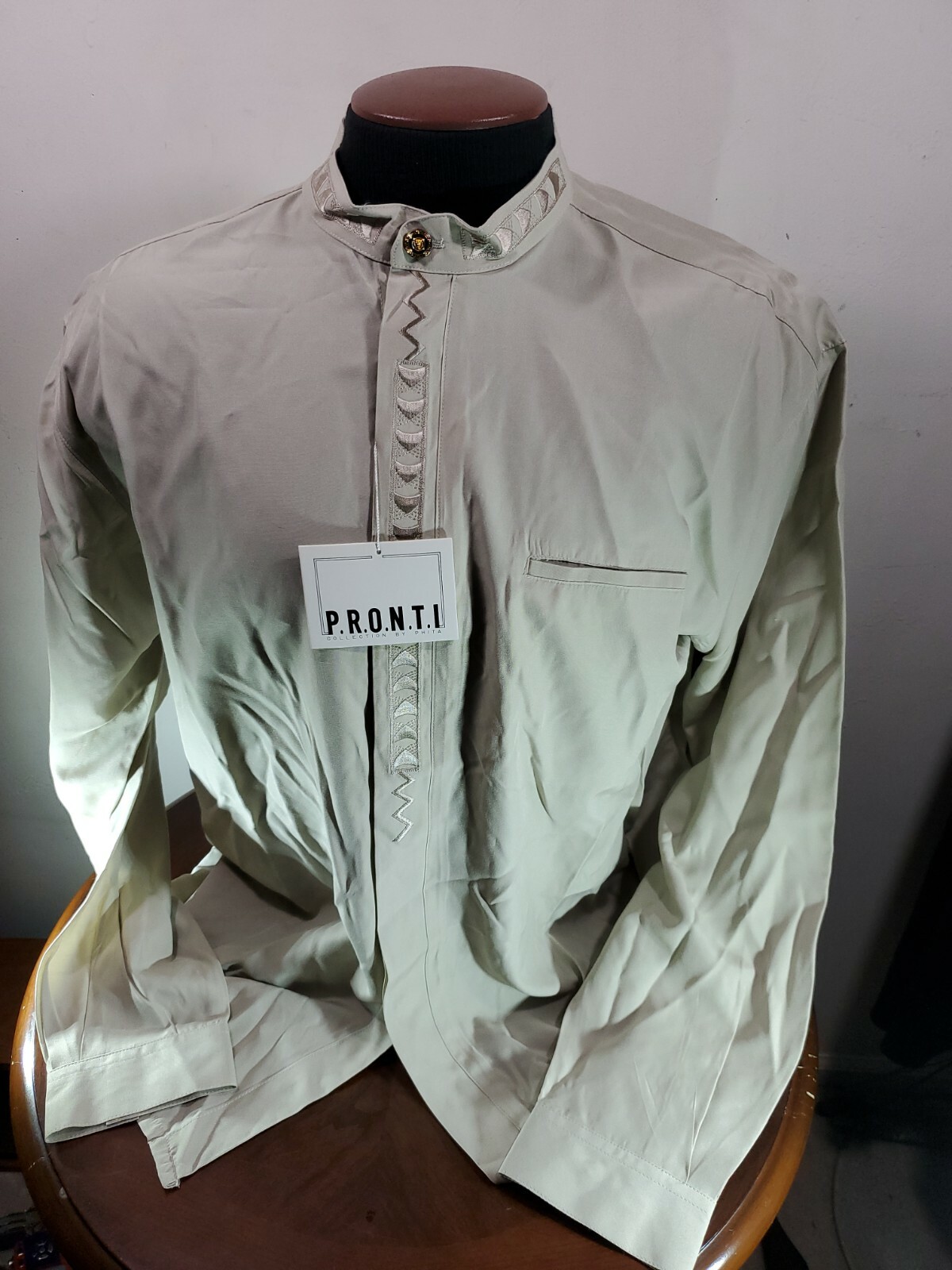 Pronti collection by phita Buttondown Shirt Men XL Cream Rayon Blend ...