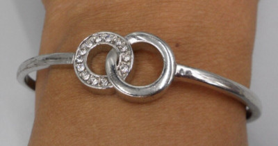 Hinged Bangle Bracelet Rhinestone Double O Interlocked Circles Silver ...