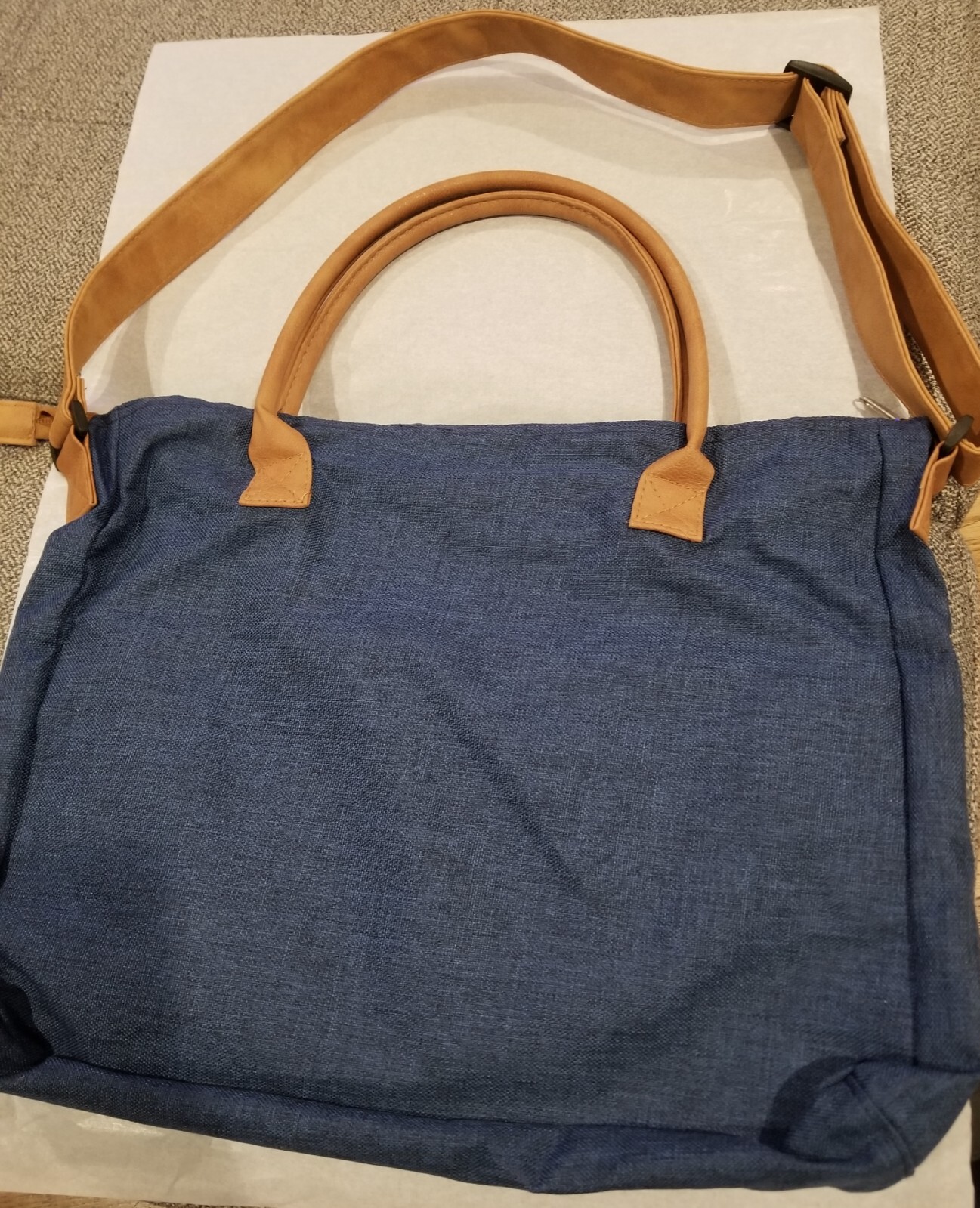 AARP Classic Courier Organizer Tote/Pockets/Ajustable Shoulder Strap ...