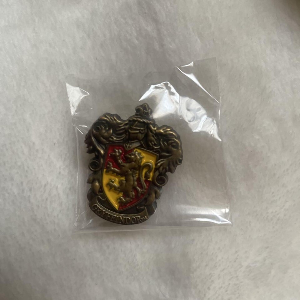 Harry Potter Gryffindor Pins | eBay