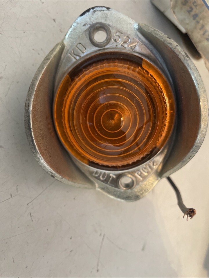 GENUINE KD LAMP AMBER CLEARANCE LAMP 524-1129 NEW 12V | eBay
