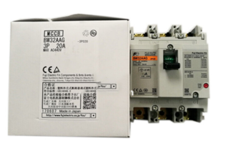 1PCS NEW FIT FOR FUJI Plastic Case Circuit Breaker BW32AAG-3P020 3P 20A ...