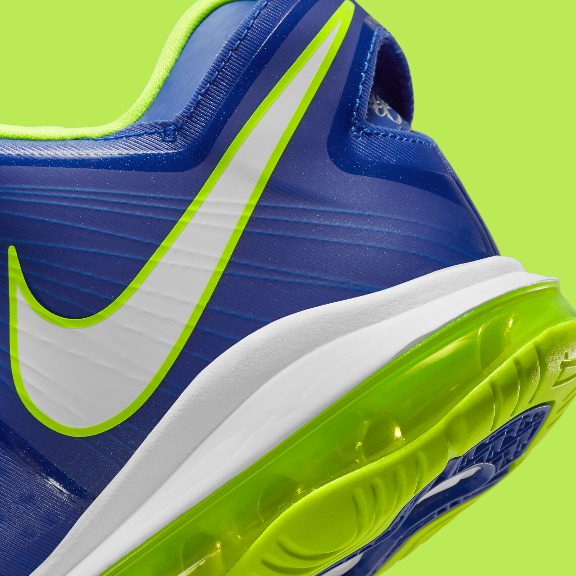 Lebron James 11 Low Sprite