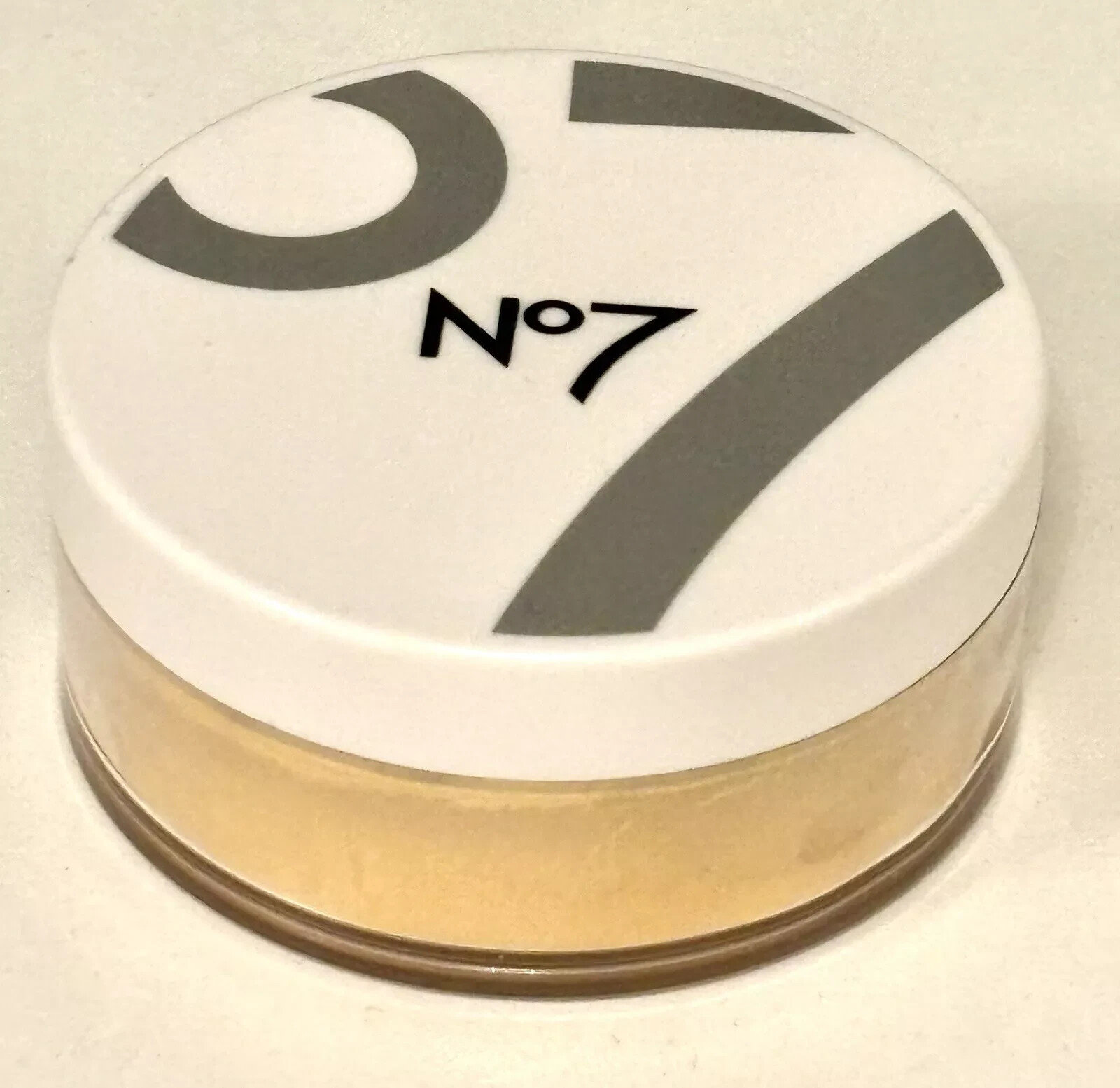 No7 Flawless Finishing Loose Powder 13g - Banana/Light/trs - Use Drop ...