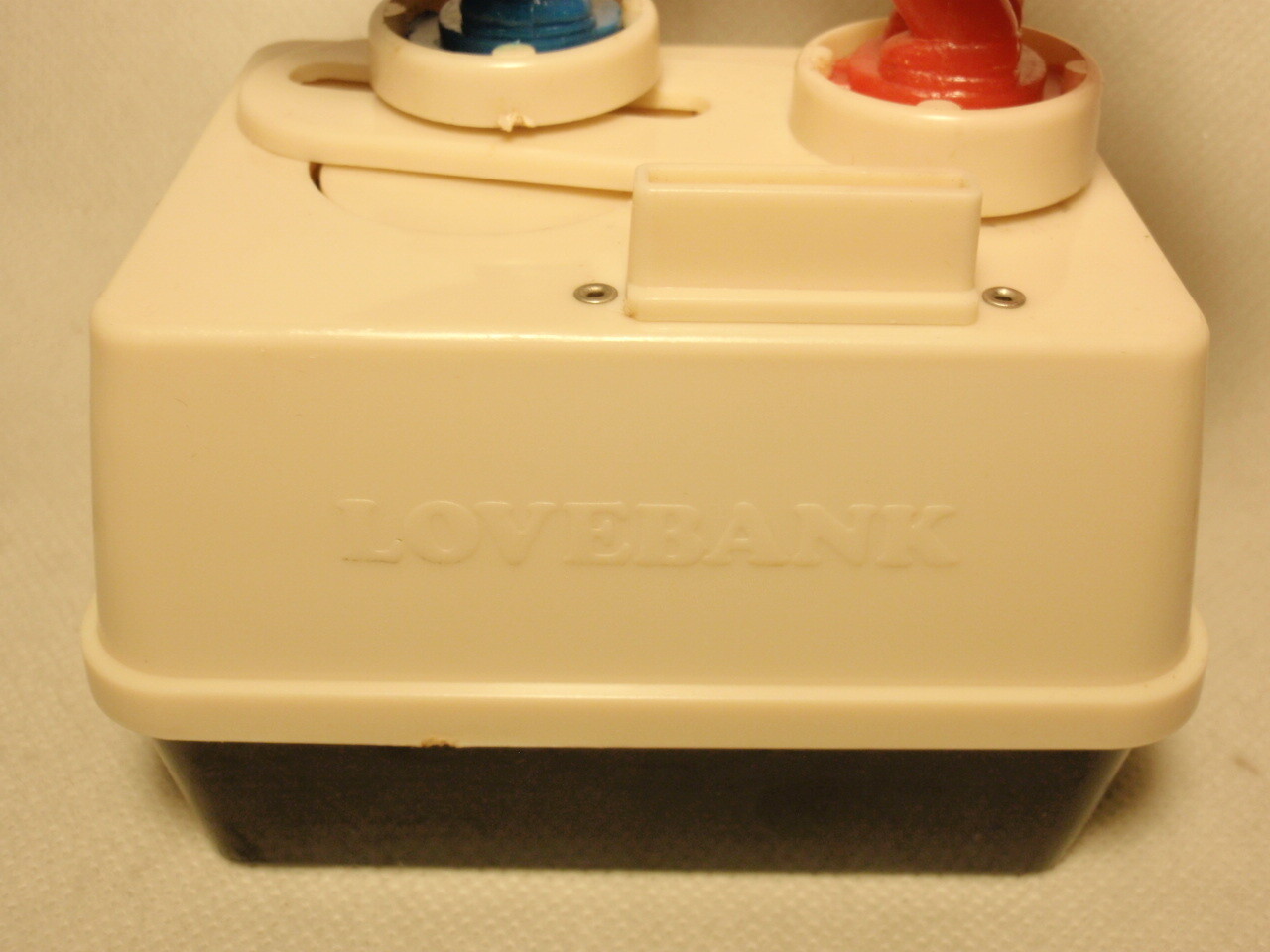 Vtg Made in Hong Kong Battery Operated Plastic Love Bank Kissing ...