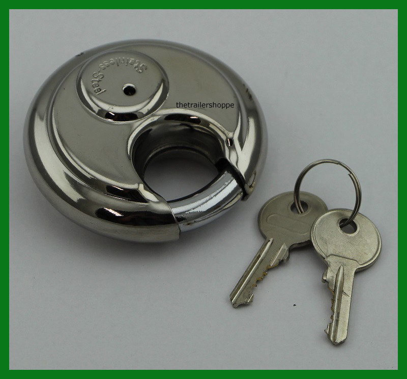 Round MasterLock Padlock with 3/8" Shielded Shackle with Two Keys | eBay