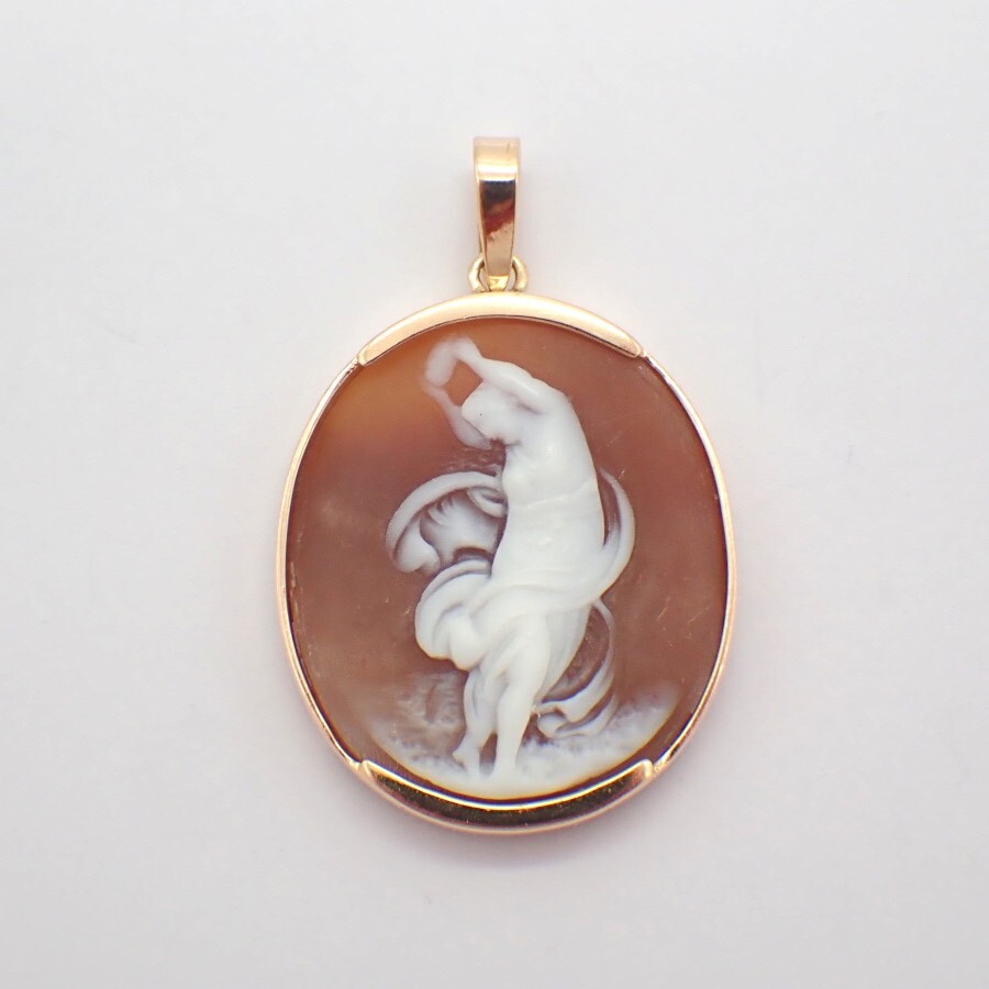 Shell Cameo Dancing Lady Pendant 14K Gold - Gem