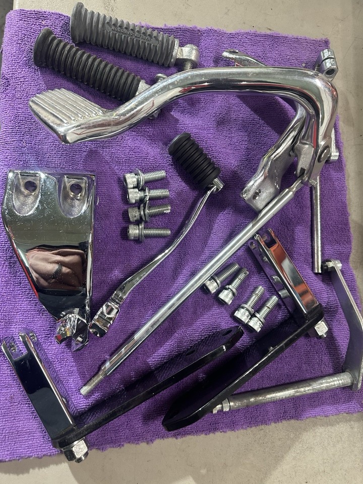 06-17 Harley Davidson FXD Dyna Mid-Controls Chrome | eBay