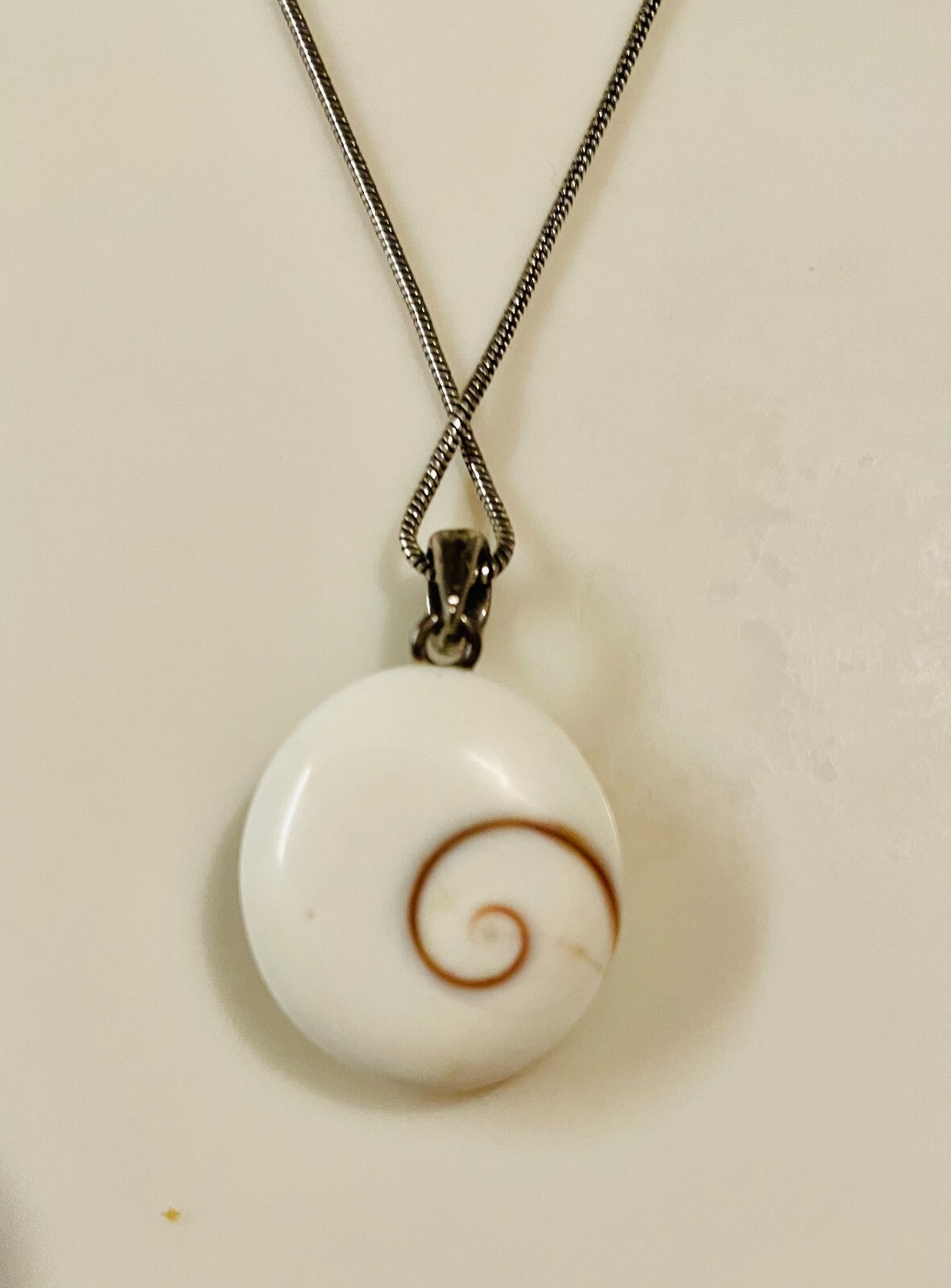 Unique 20+ year old eye of St Lucia necklace with si… - Gem