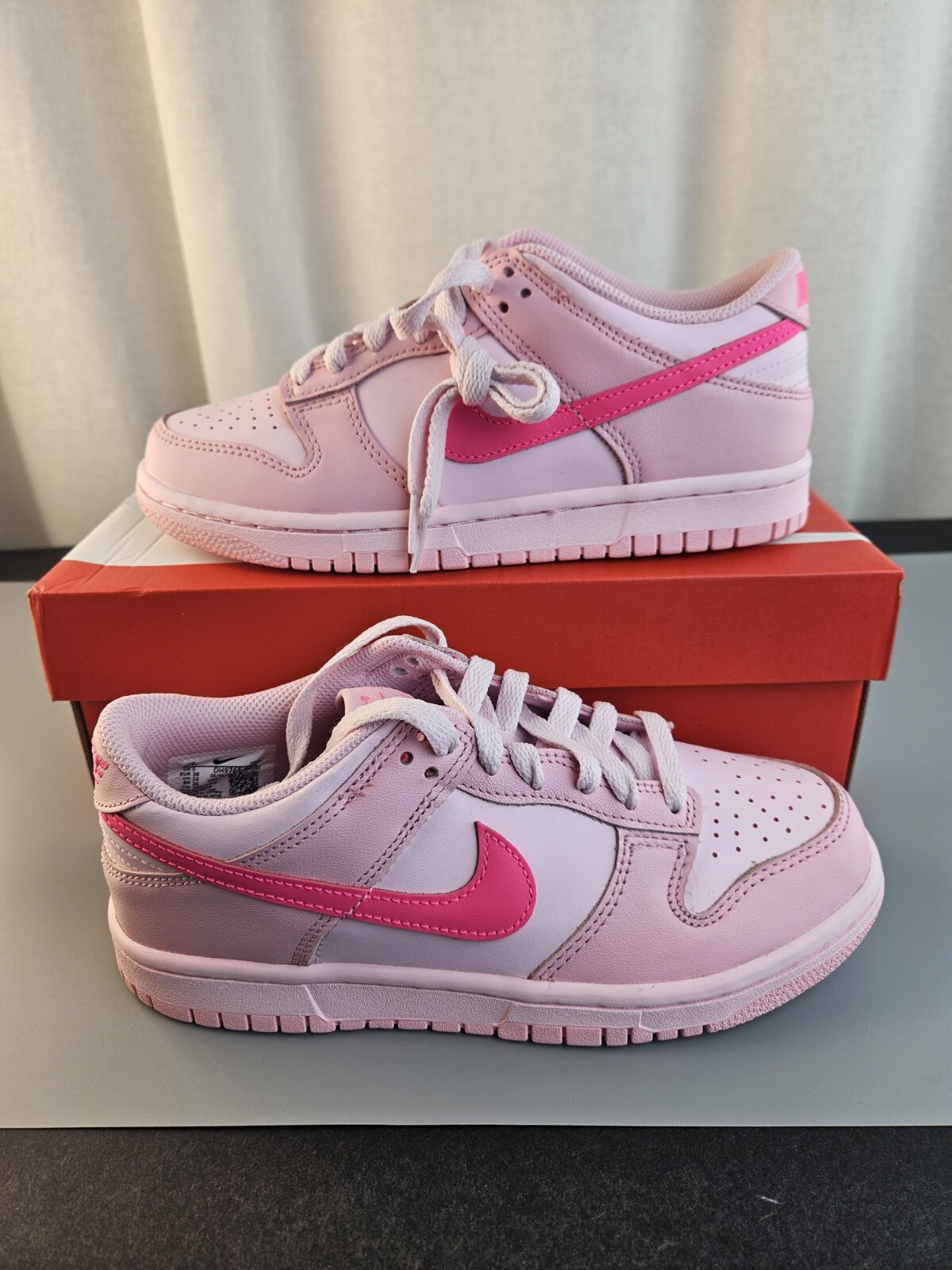 NEW NIKE Dunk Low (GS) TRIPLE PINK Size 5.5Y DH9765 600 Barbie FAST ...