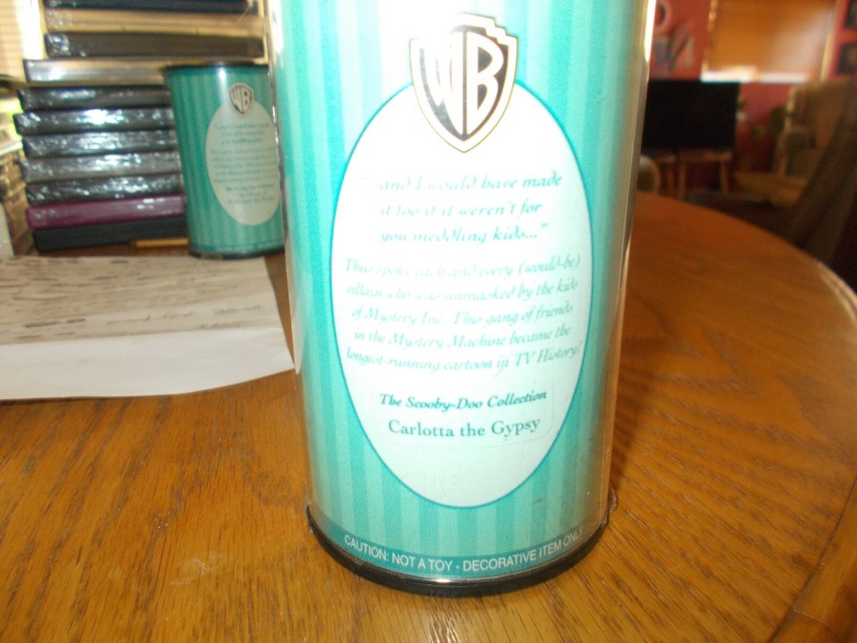 RZWARNER BROS MINATURE FIGUINE - THE SCOOBY-DOO COLLECTION "CARLOTTA ...