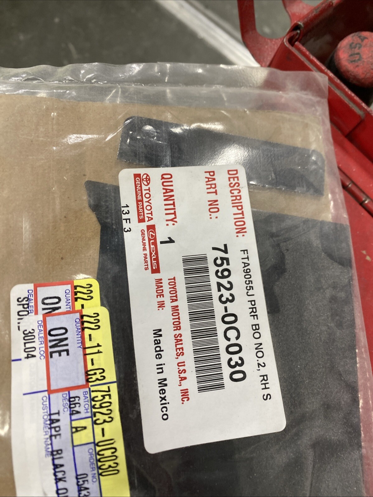 Genuine Toyota Black Out Tape 75923-0C030 RH REAR DOOR | eBay