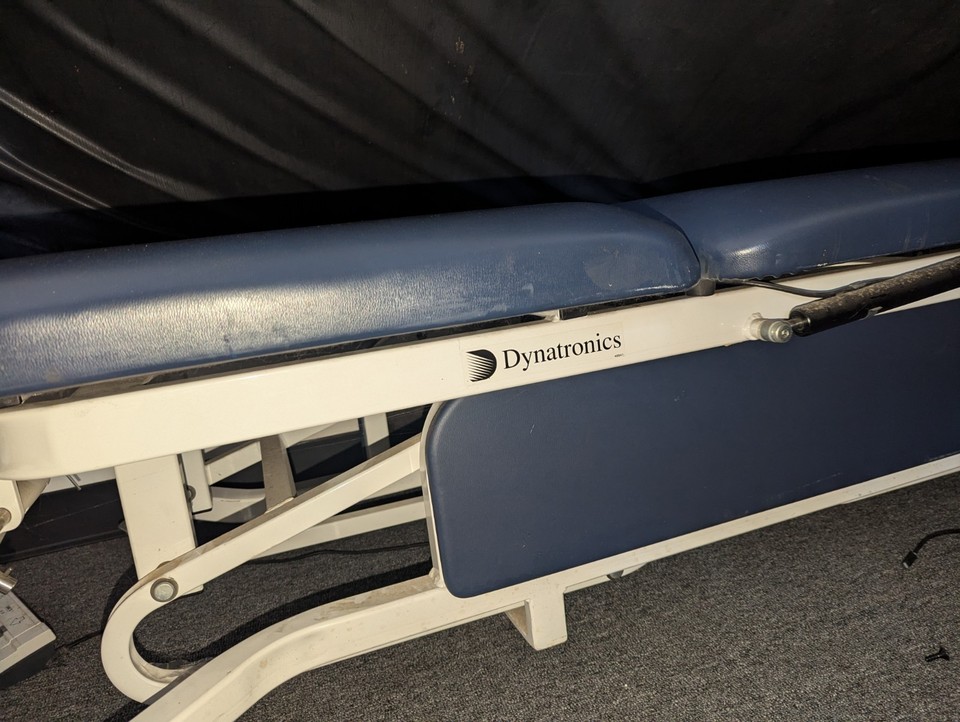 DYNATRONICS 3PC Hi-Low Powered Treatment PROCEDURE Table (STRYKER ...